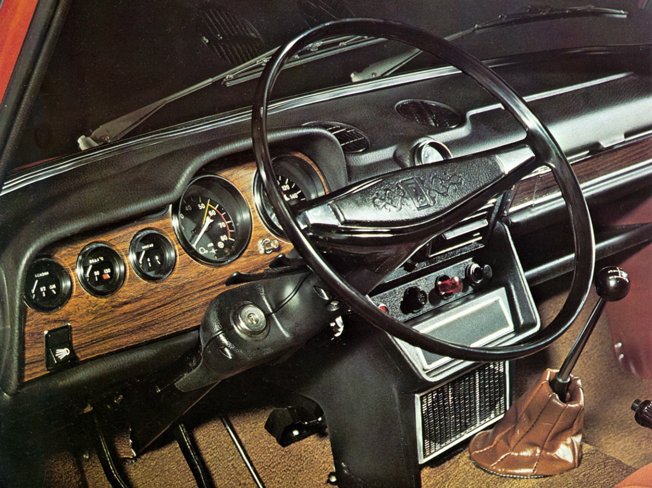 Magnificent six: why the VAZ-2106 was the best model of the Zhiguli ...