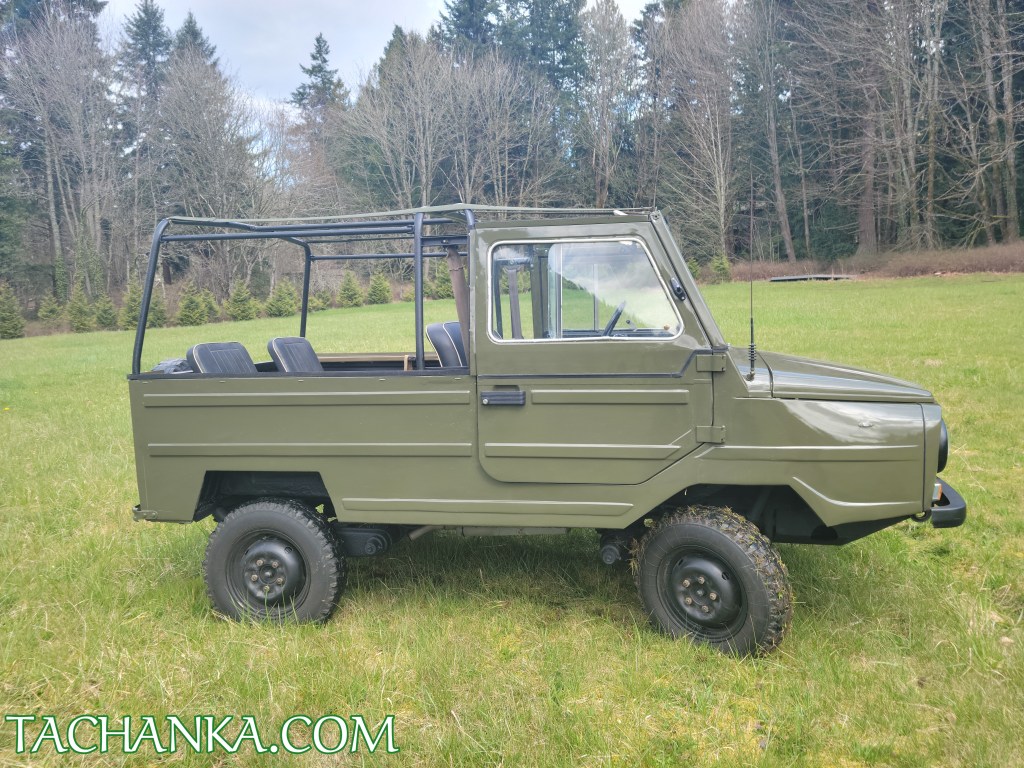 LUAZ 969 M Green SUV – 1982 – Soviet car Shop: Classic USSR cars for ...